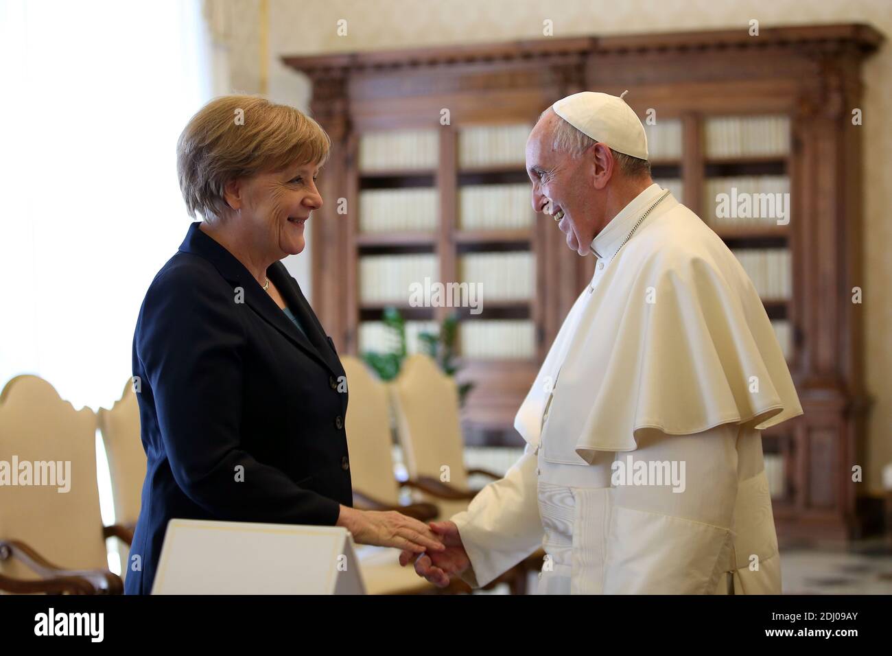 Pope Francis meets German Chancellor Angela Merkel at the Vatican on ...