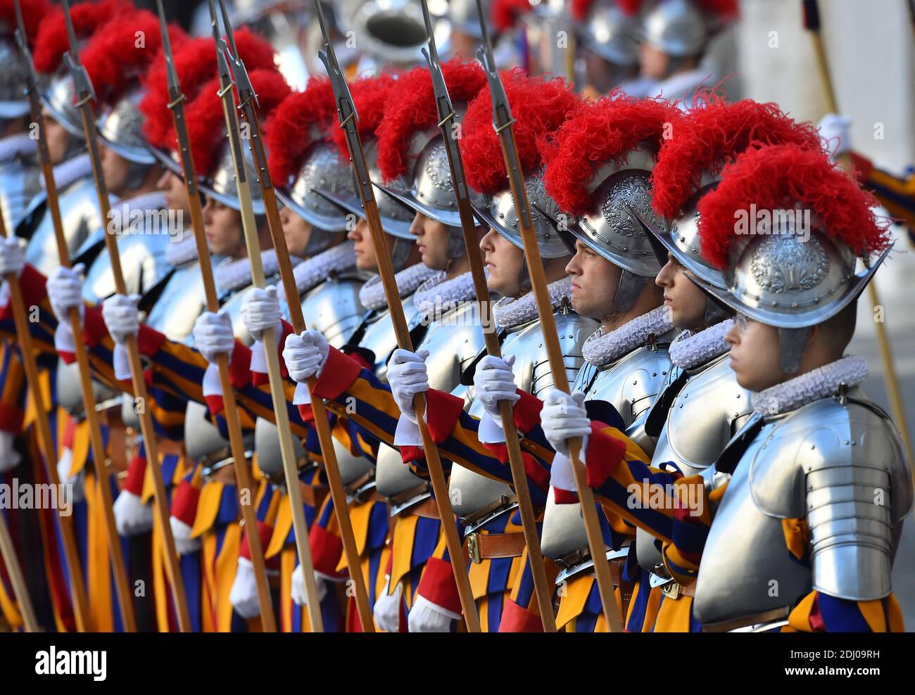 The Vatican's Swiss Guards swore in 23 new recruits on May 6, 2016 at ...