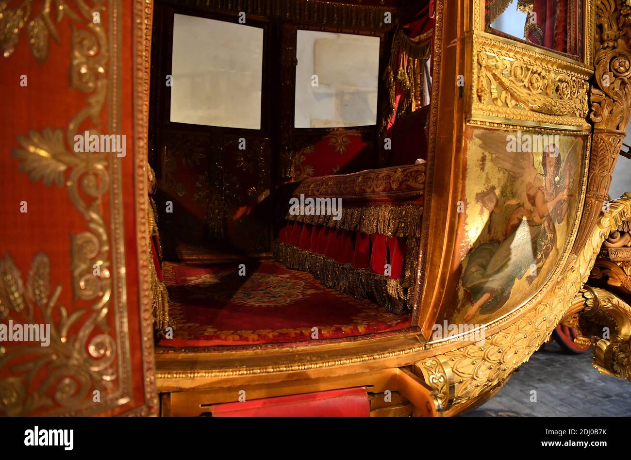 Royal Carriages are on display in the Galerie des Carrosses (Carriage ...
