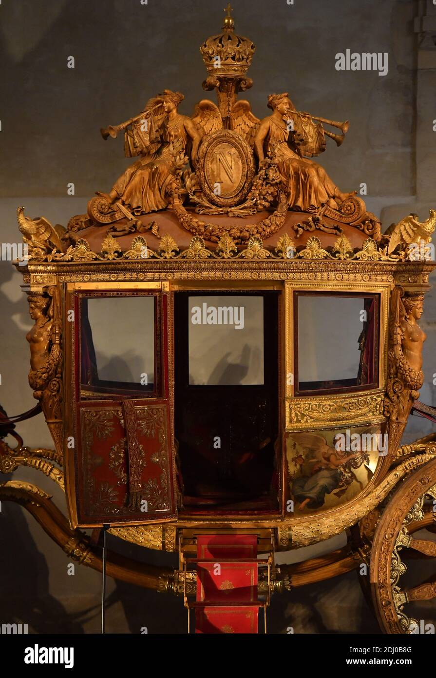 Royal Carriages are on display in the Galerie des Carrosses (Carriage ...