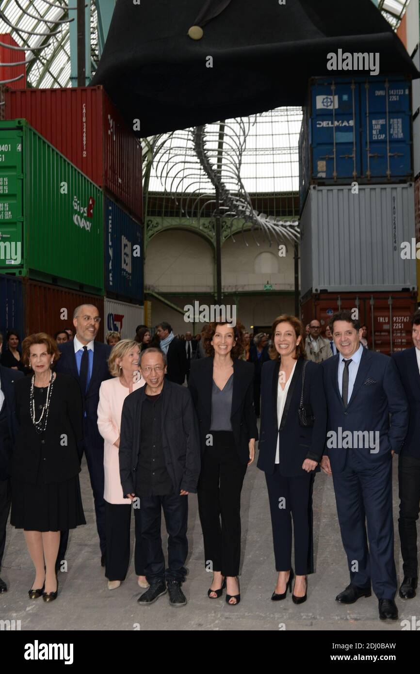 L-R : Nayla Saade, from CMA CGM Foundation, Kamel Mennour, Sylvie Hubac ...