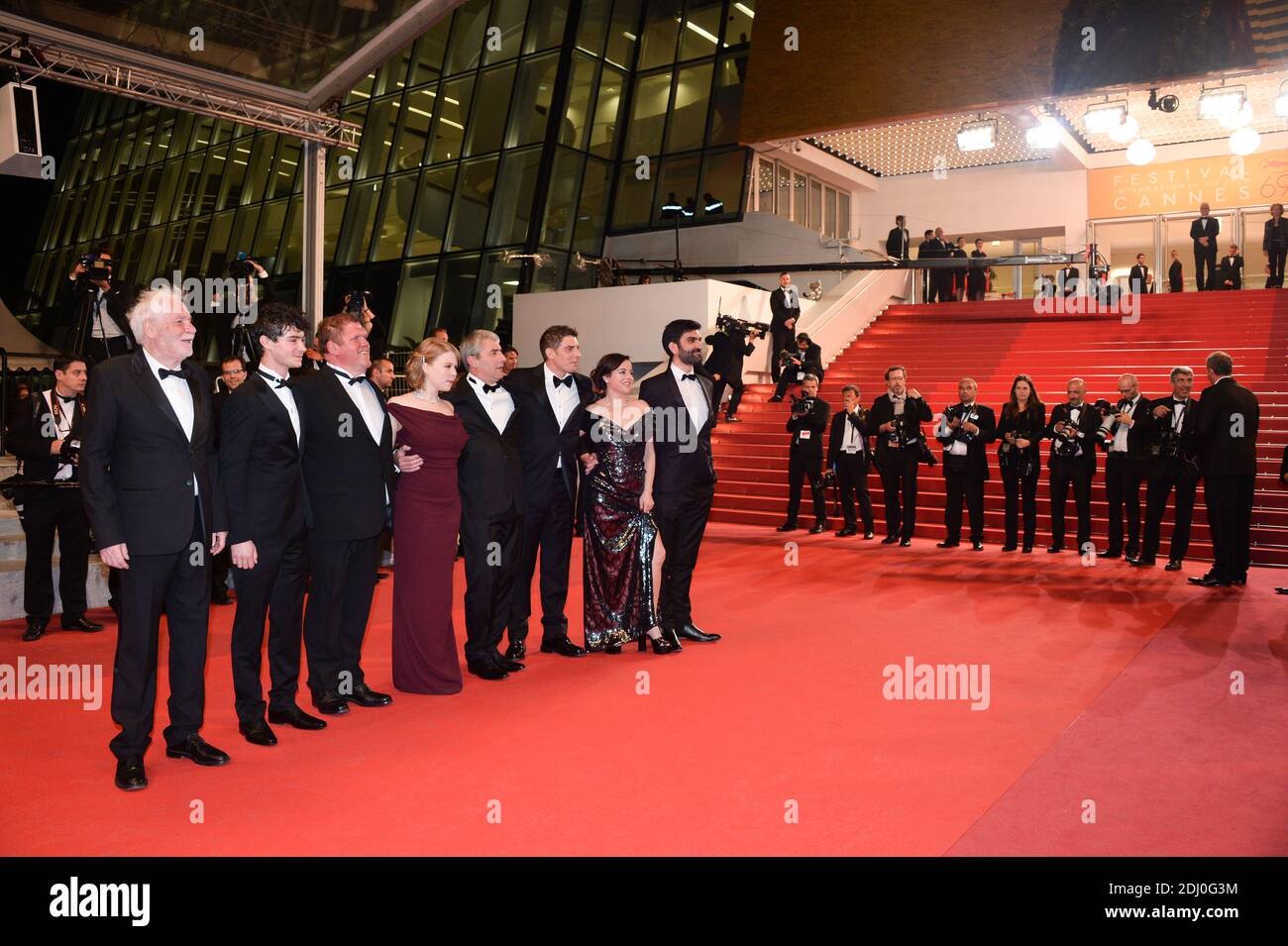 Basile Meilleurat, Laure Calamy, Christian Bouillette, Damien Bonnard ...