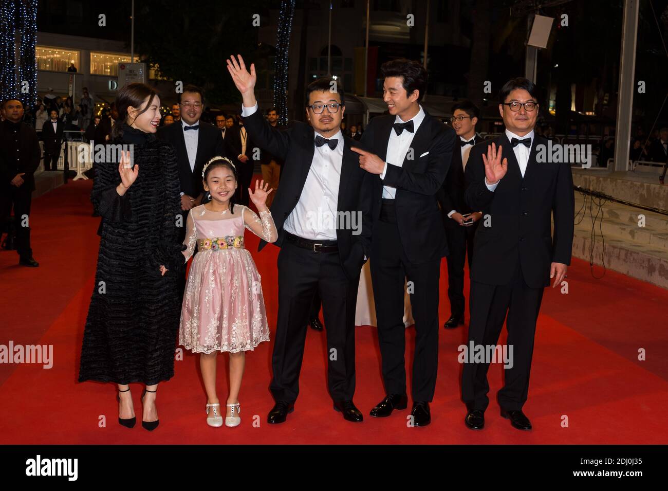 Producer Kim Woo-taek, Yoo Gong, Director Sang-ho Yeon, Soo-an Kim ...