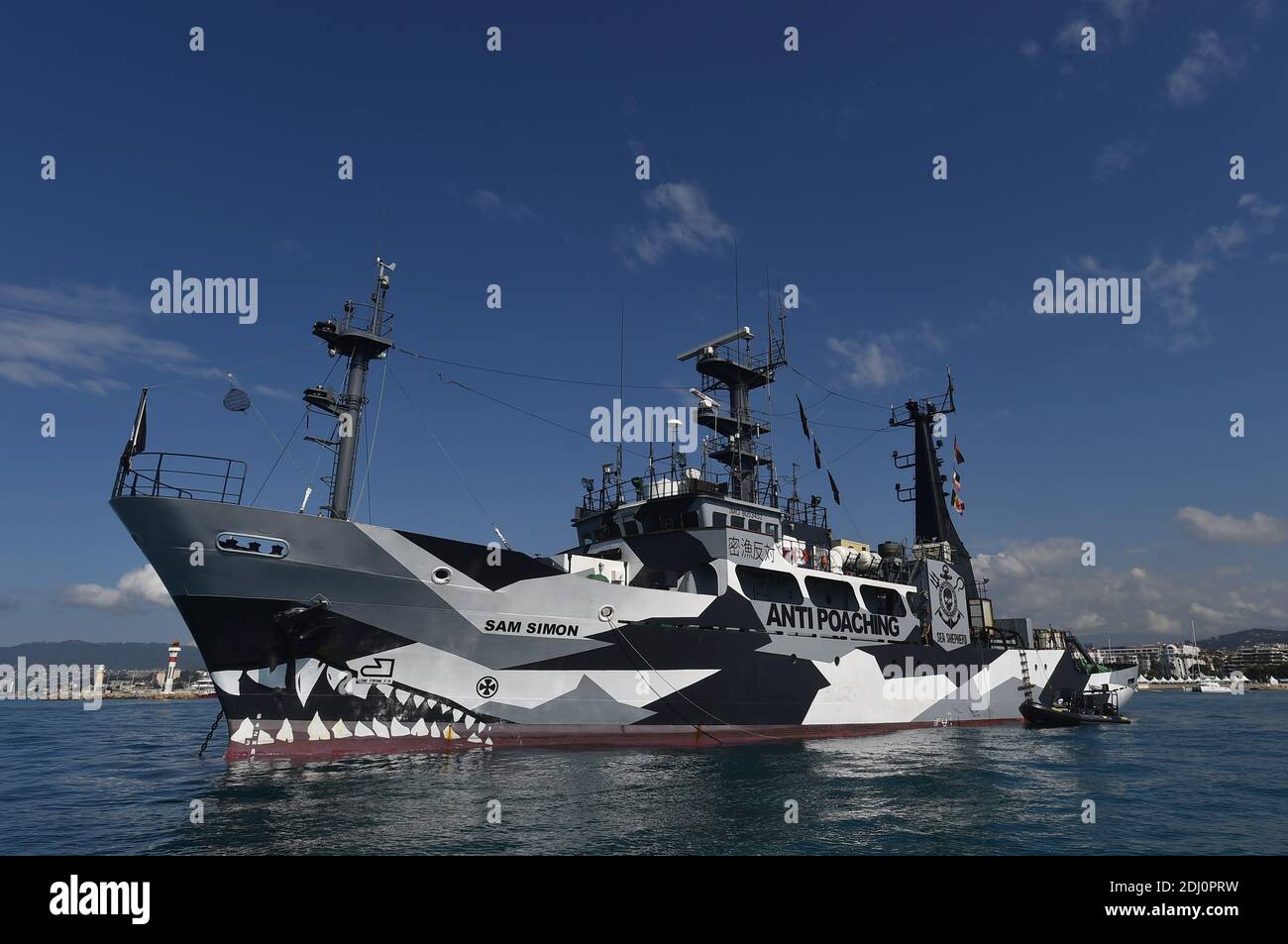 MY Sam Simon is the fourth vessel of the Sea Shepherd Conservation ...