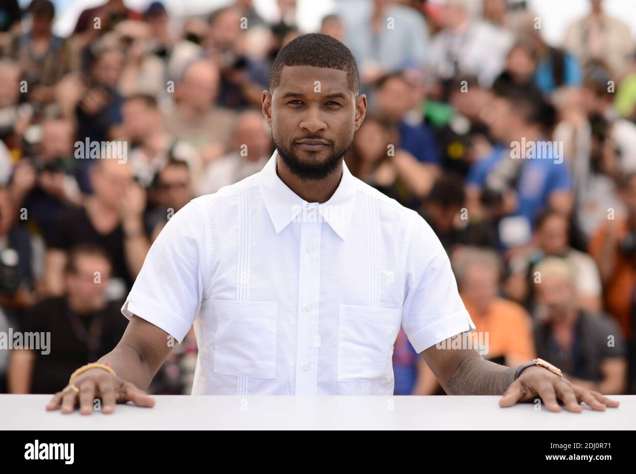 Usher Raymond Iv attending the Hands Of Stone photocall at the Palais ...