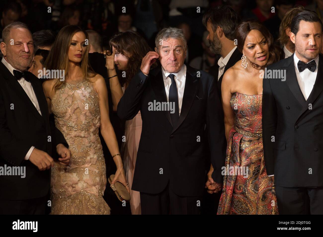 Director Jonathan Jakubowicz, Ana De Armas, Robert de Niro and his wife ...
