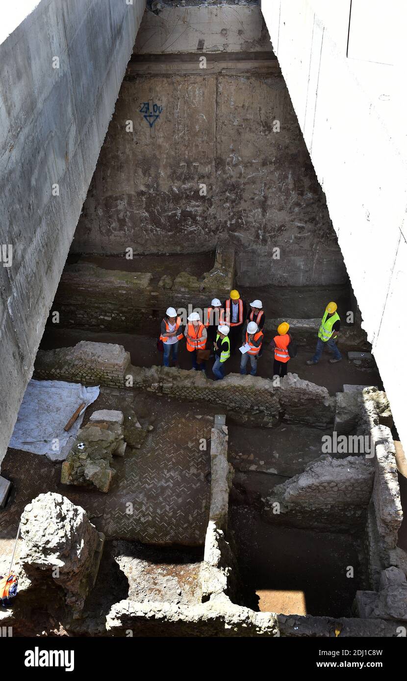 Praetorian barracks rome hi-res stock photography and images - Alamy
