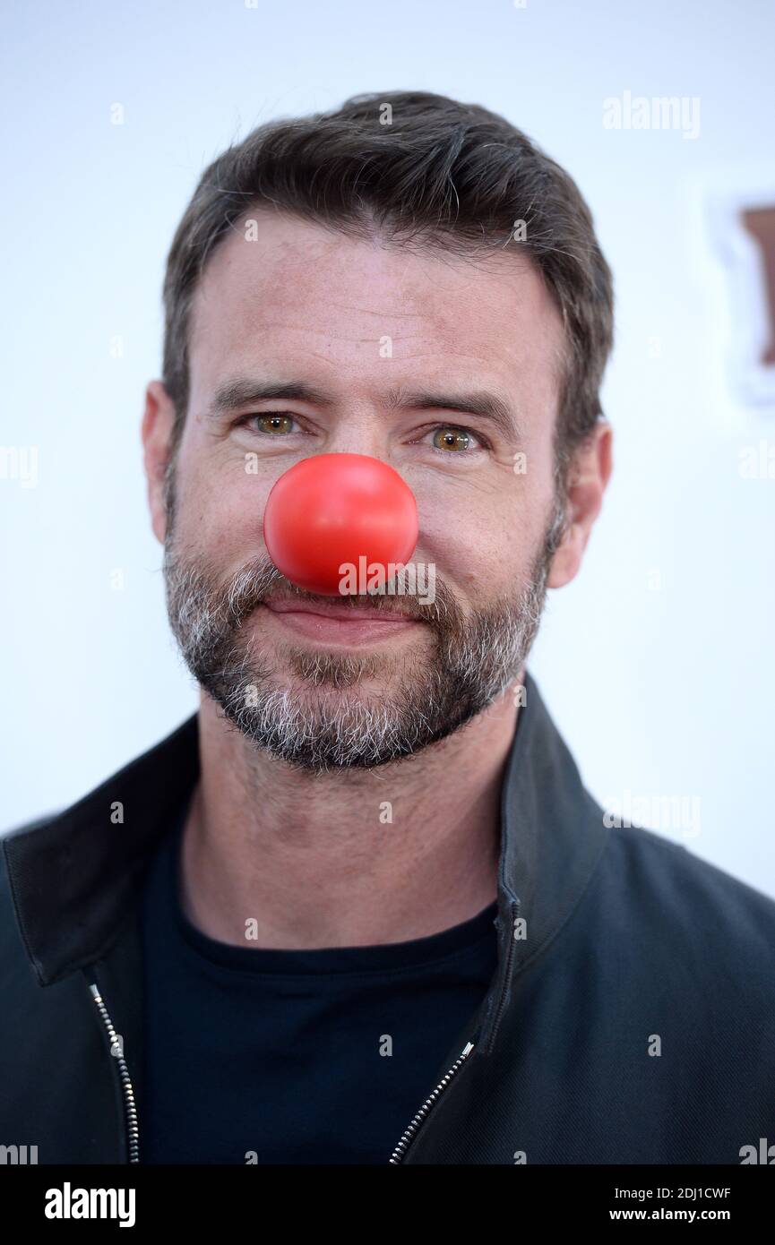 Scott Foley attends The Red Nose Day Special on NBC at Alfred Hitchcock ...