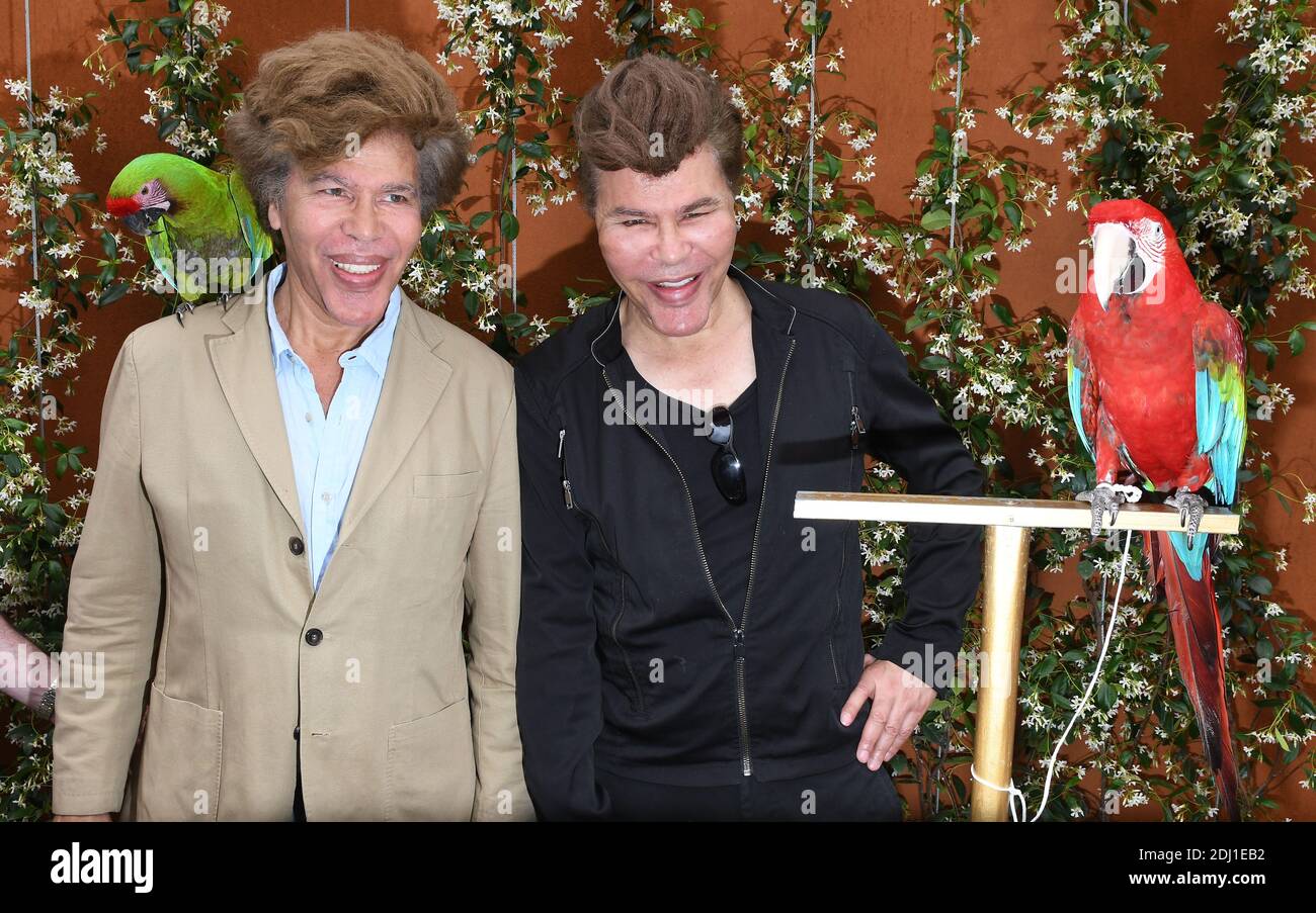 Igor et grichka bogdanoff hi-res stock photography and images - Alamy