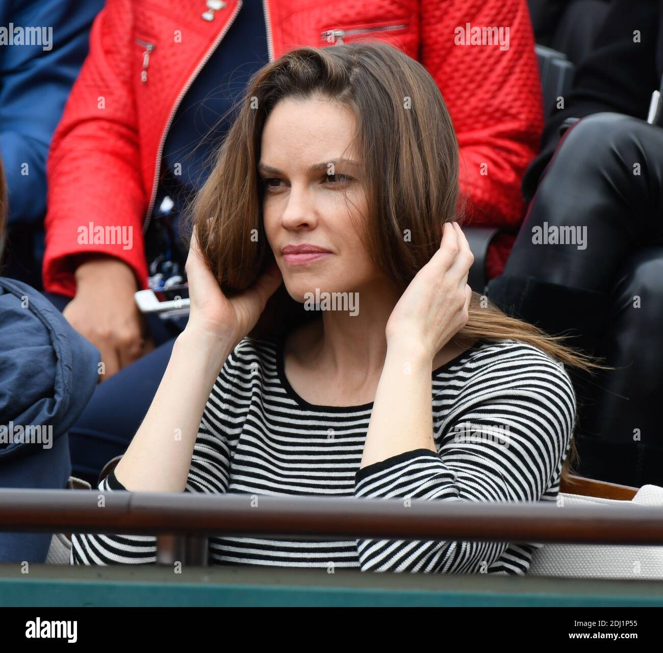 Hilary swank and 2016 hi-res stock photography and images - Alamy