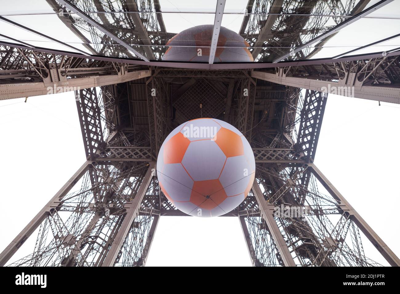 Eiffel tower fan zone hi-res stock photography and images - Alamy