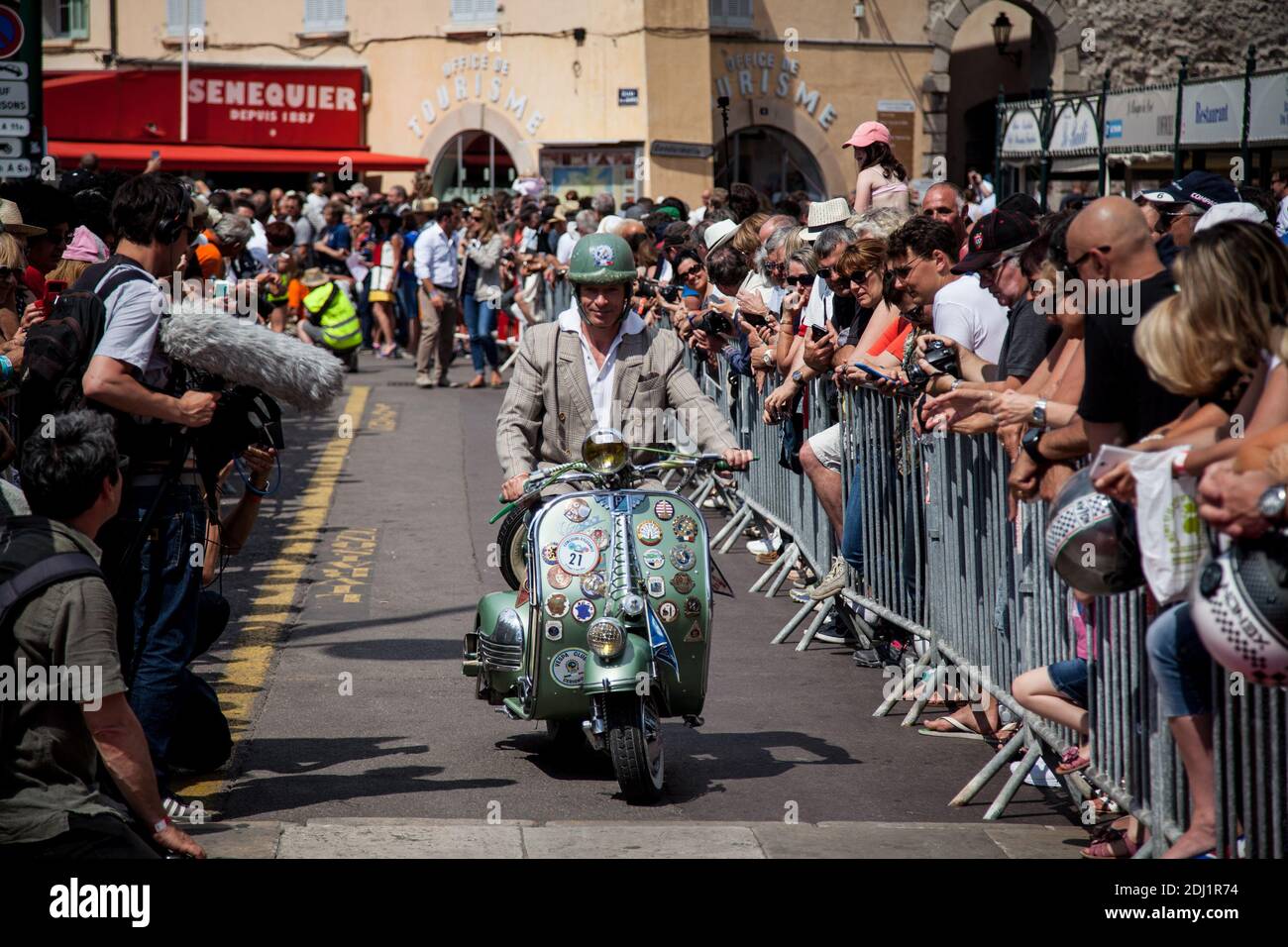The Vespa World Days took place from 2 to 5 June 2016 in the Gulf of ...