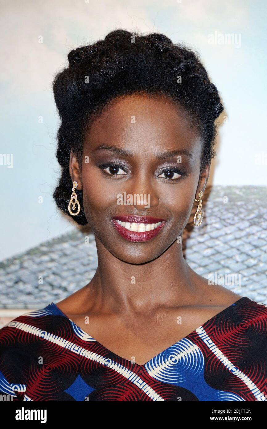 Aissa Maiga assiste a l'avant-premiere du film 'Bienvenue a Marly ...