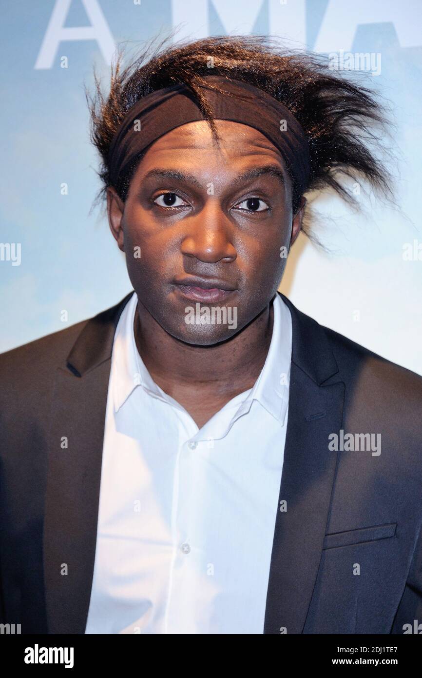 Kamini Zantoko assiste a l'avant-premiere du film 'Bienvenue a Marly-Gaumont' a l'UGC Cine Cite ...