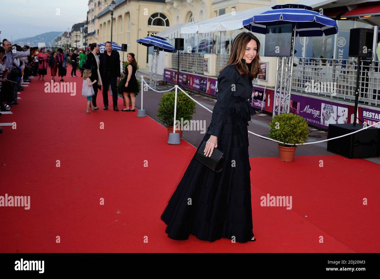 Elsa Zylberstein assiste au tapis rouge de cloture du 30eme Festival du Film de Cabourg a ...