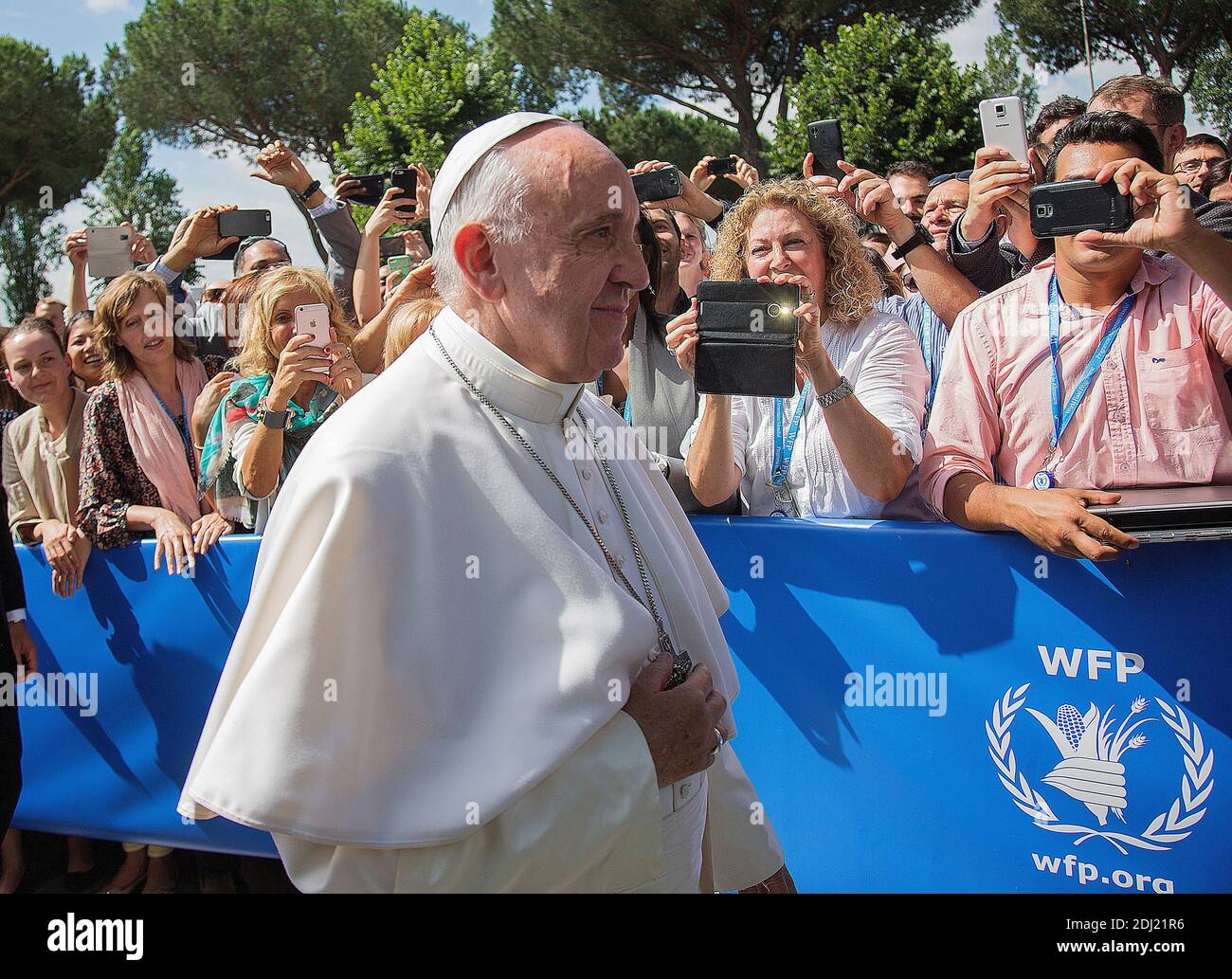 Pope Francis visited the United Nations World Food Program headquarters ...