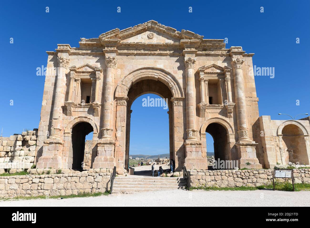 Arch of Hadrian in Jerash, Jordan. Old gateway in ancient Roman city ...