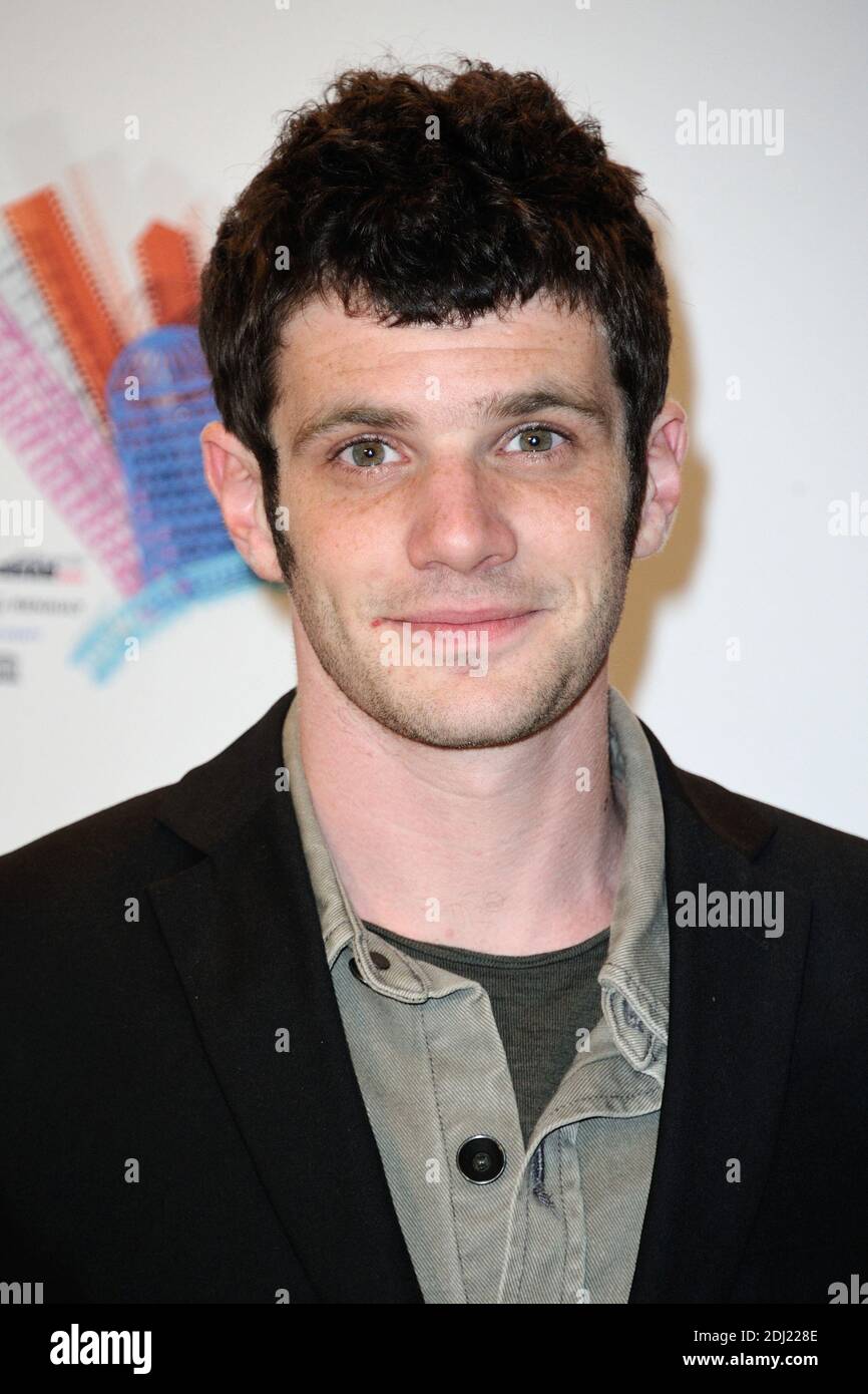 Felix Moati assiste au Diner de Gala Nuits en Or 2016 a l'Unesco a ...