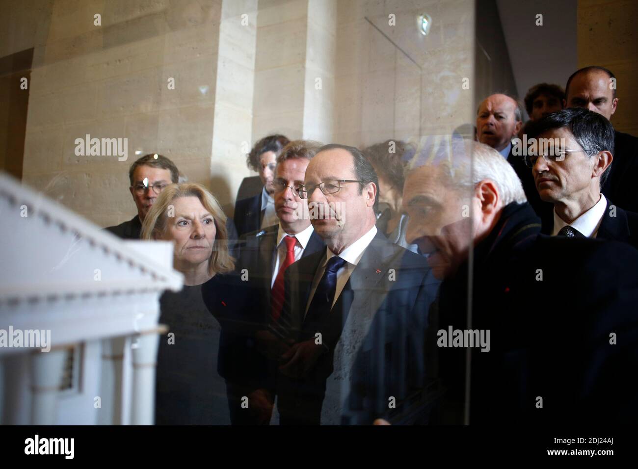 French President Francois Hollande along with Versailles Museum ...