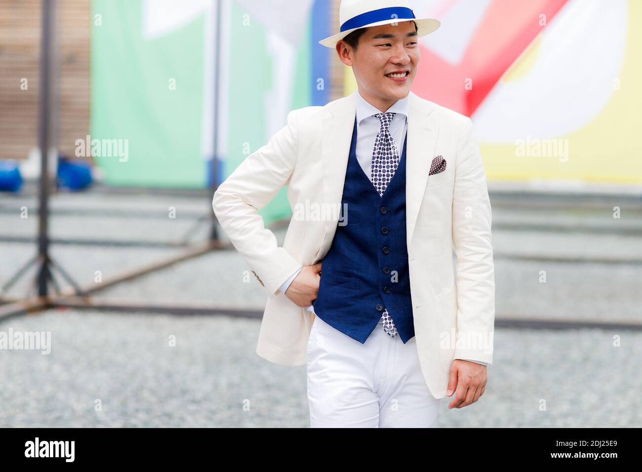 Street style, Seongsu Kim at Pitti Uomo 90 held at Fortaleza Da Basso ...