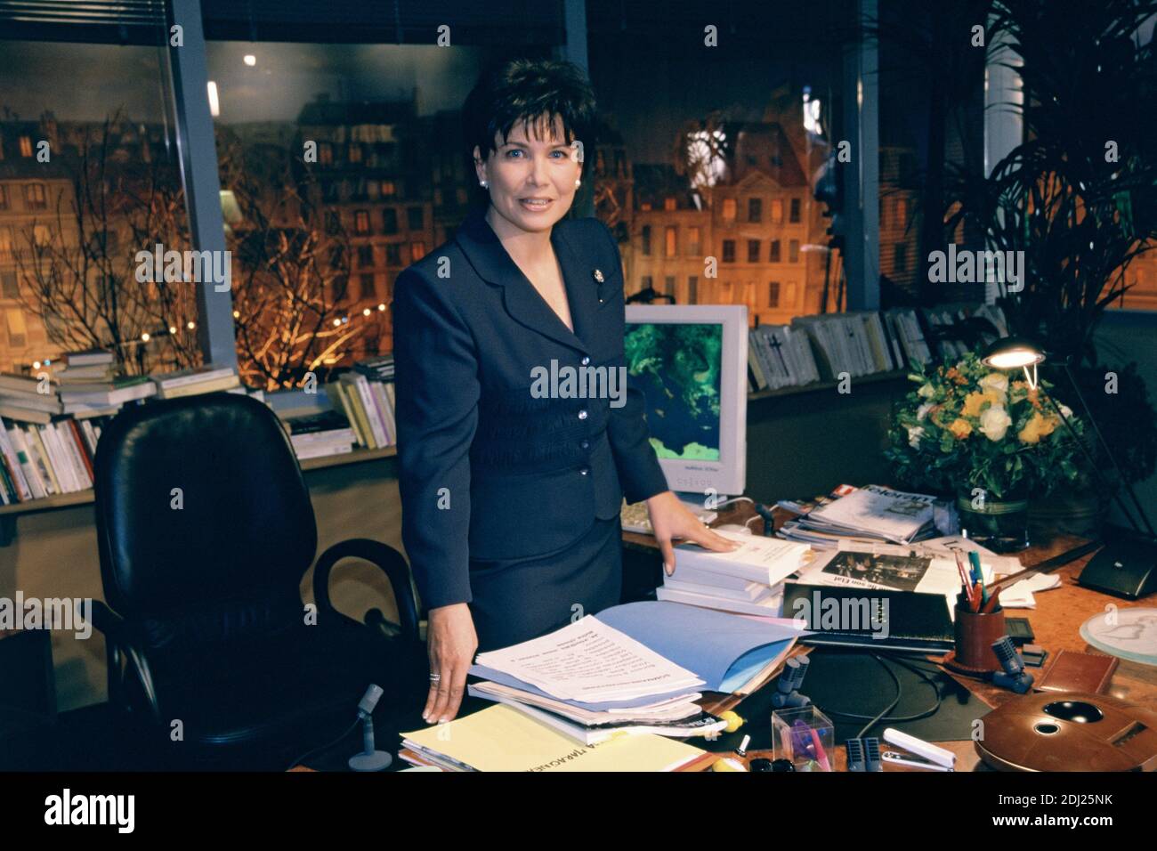 File photo taken in 1998 of TV journalist Anne Sinclair on the set of ...