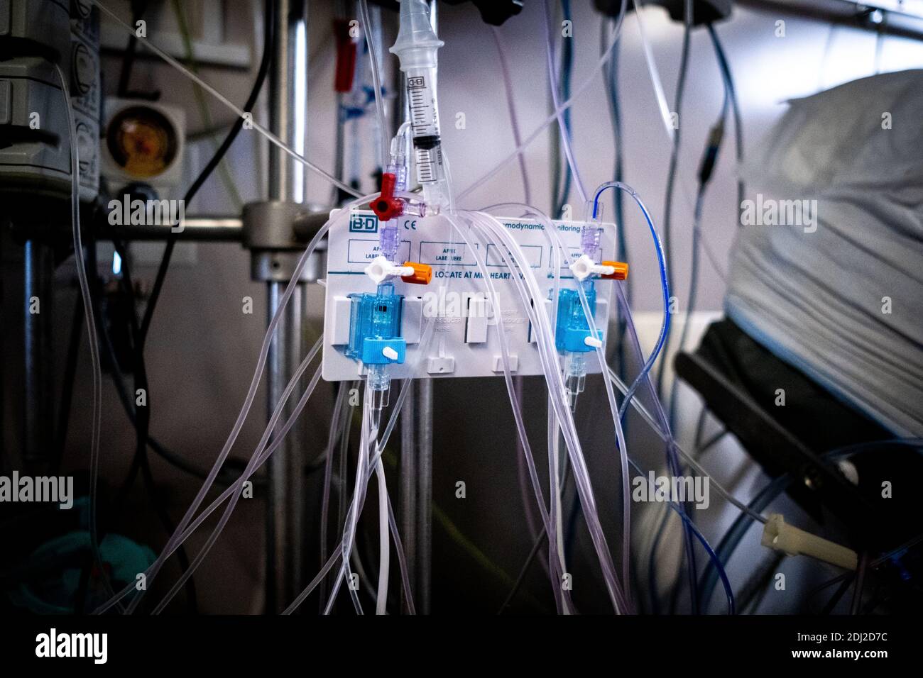 Report at the intensive care unit of the Liege hospital very impacted ...