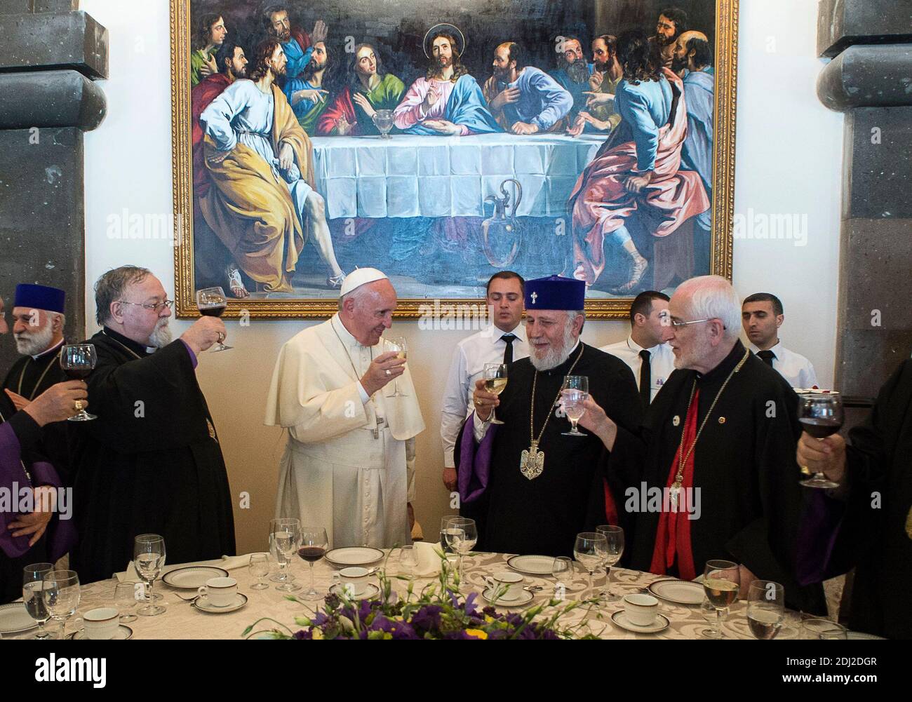 Catholicos karekin ii hi-res stock photography and images - Alamy