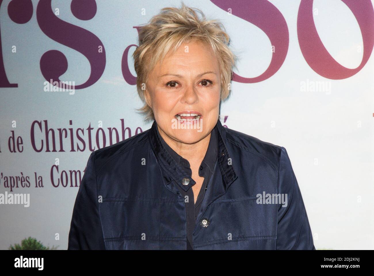 MURIEL ROBIN - AVANT-PREMIERE DU FILM 'LES MALHEURS DE SOPHIE' Photo by ...