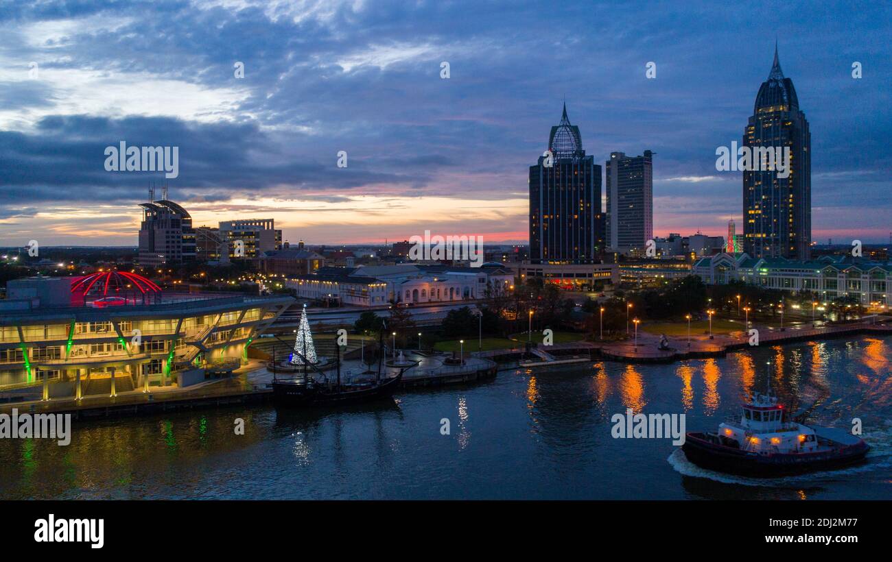Downtown Mobile, Alabama waterfront skyline at sunset Stock Photo - Alamy