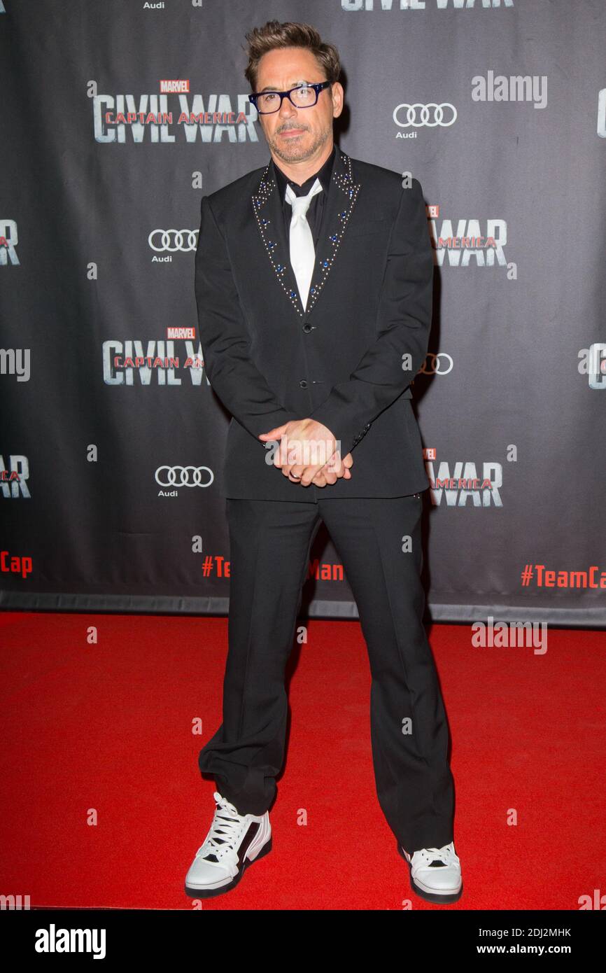 ROBERT DOWNEY JR. - PREMIERE DU FILM 'CAPTAIN AMERICA : CIVIL WAR' AU ...