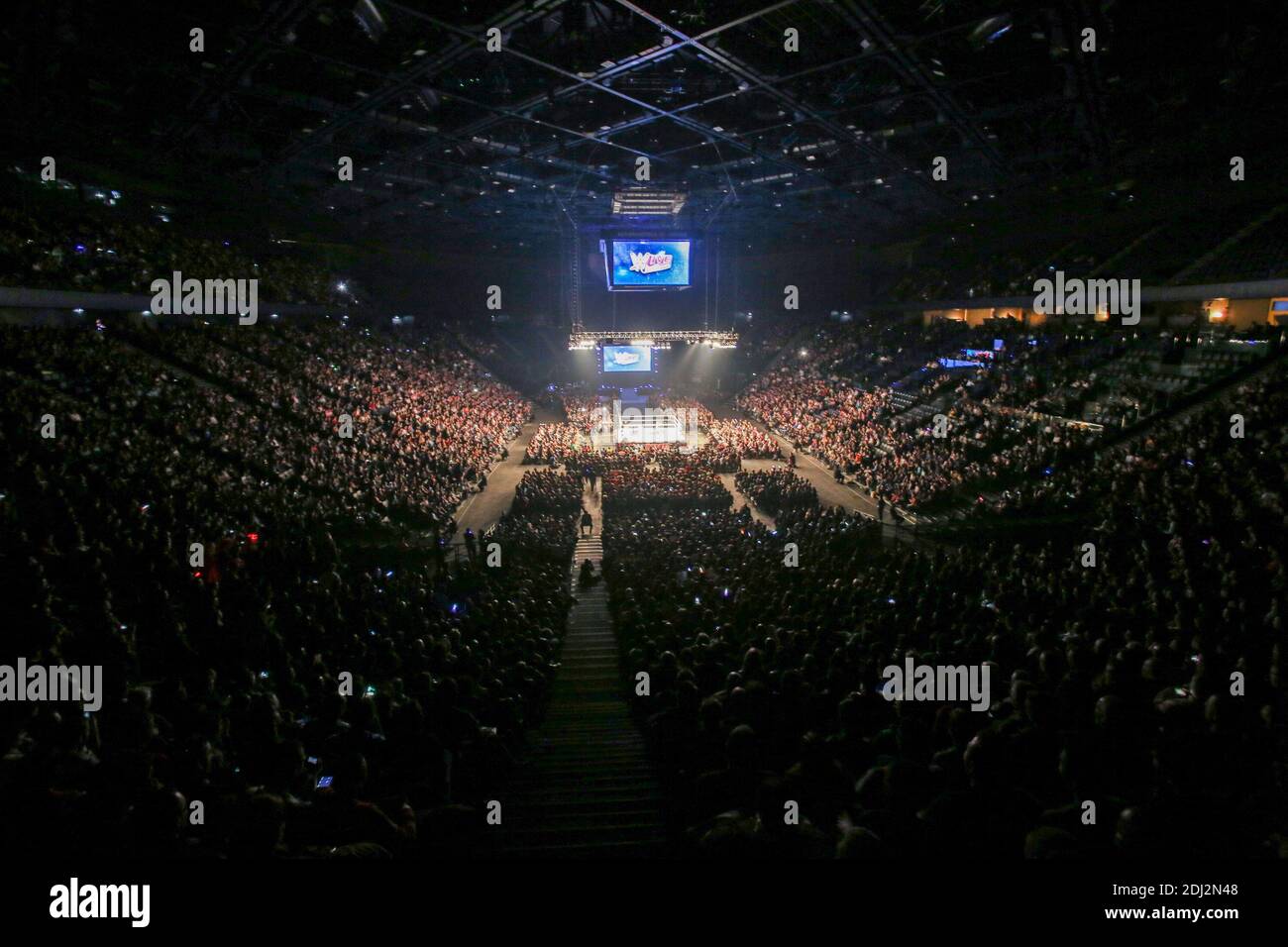 - CATCH - WWE LIVE PARIS A L'ACCOR HOTEL ARENA BERCY Photo by Nasser ...