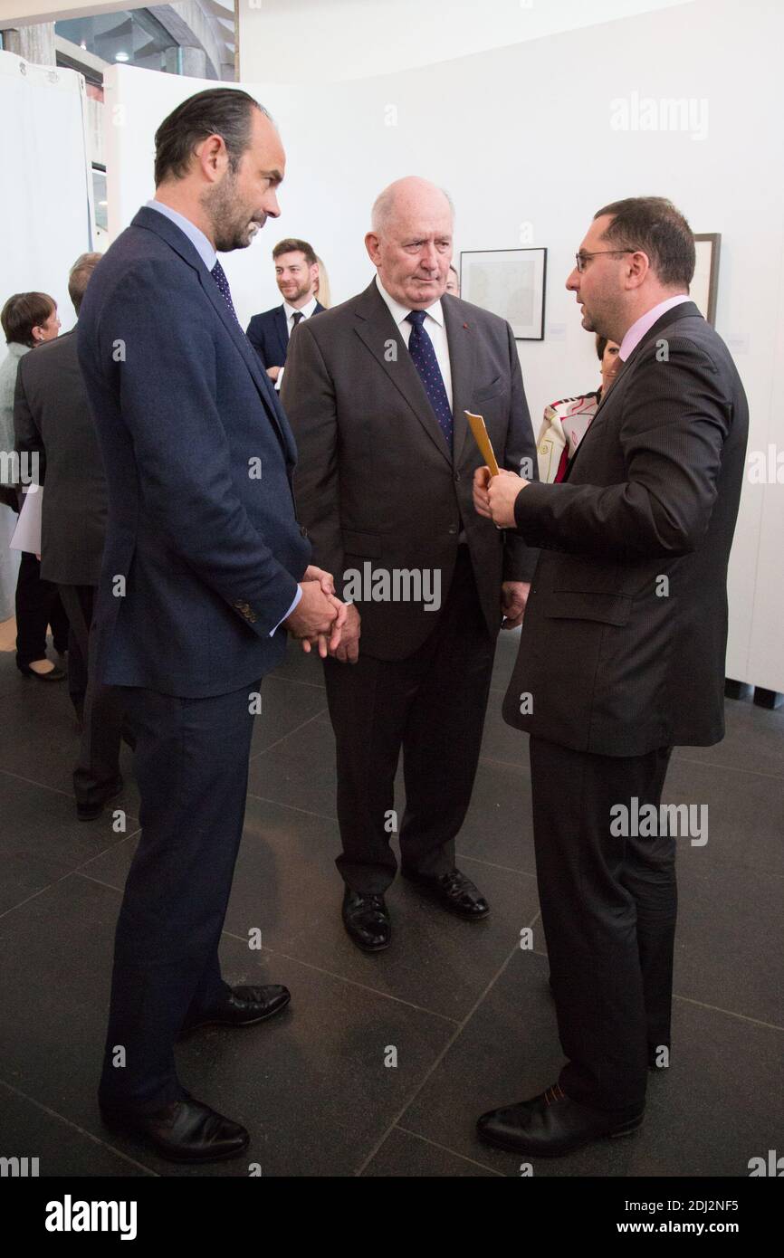 LE GENERAL SIR PETER COSGROVE, GOUVERNEUR GENERAL D AUSTRALIE ...