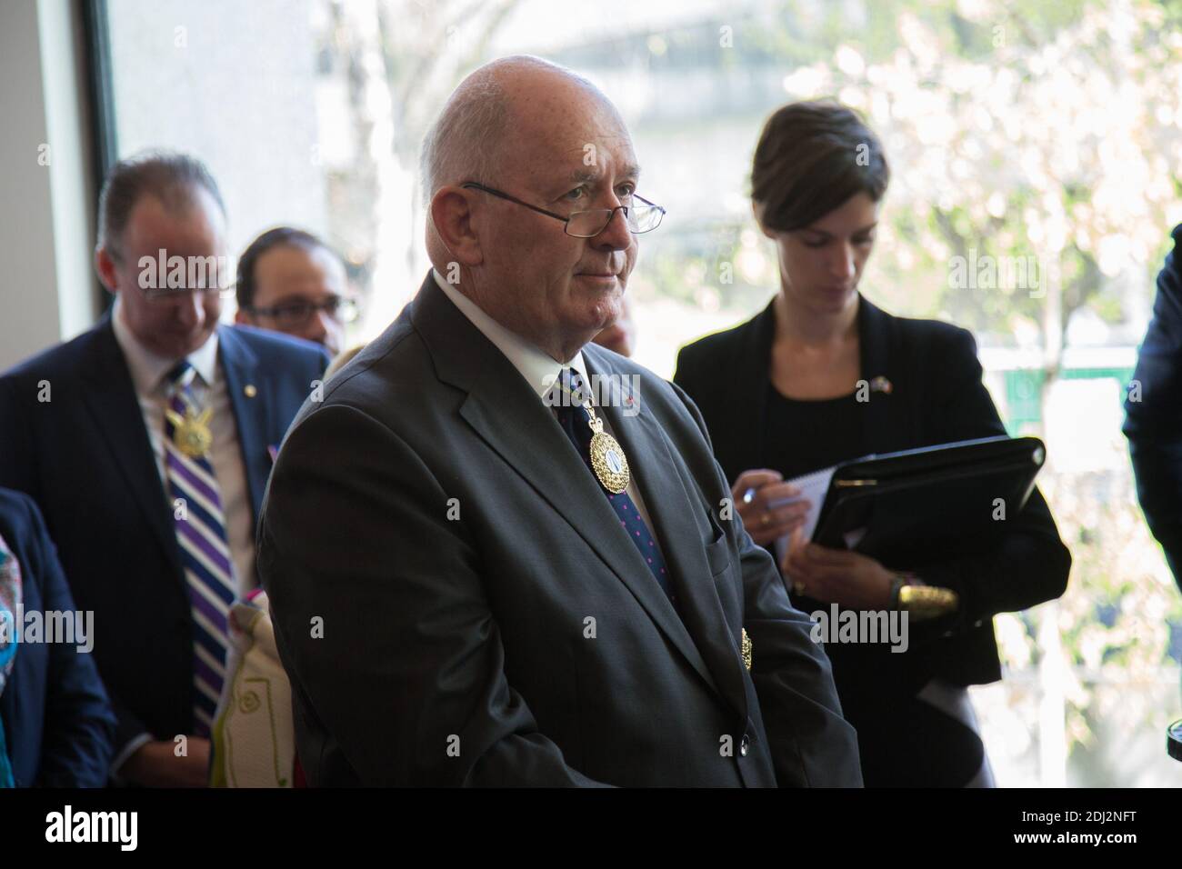 LE GENERAL SIR PETER COSGROVE, GOUVERNEUR GENERAL D AUSTRALIE ...