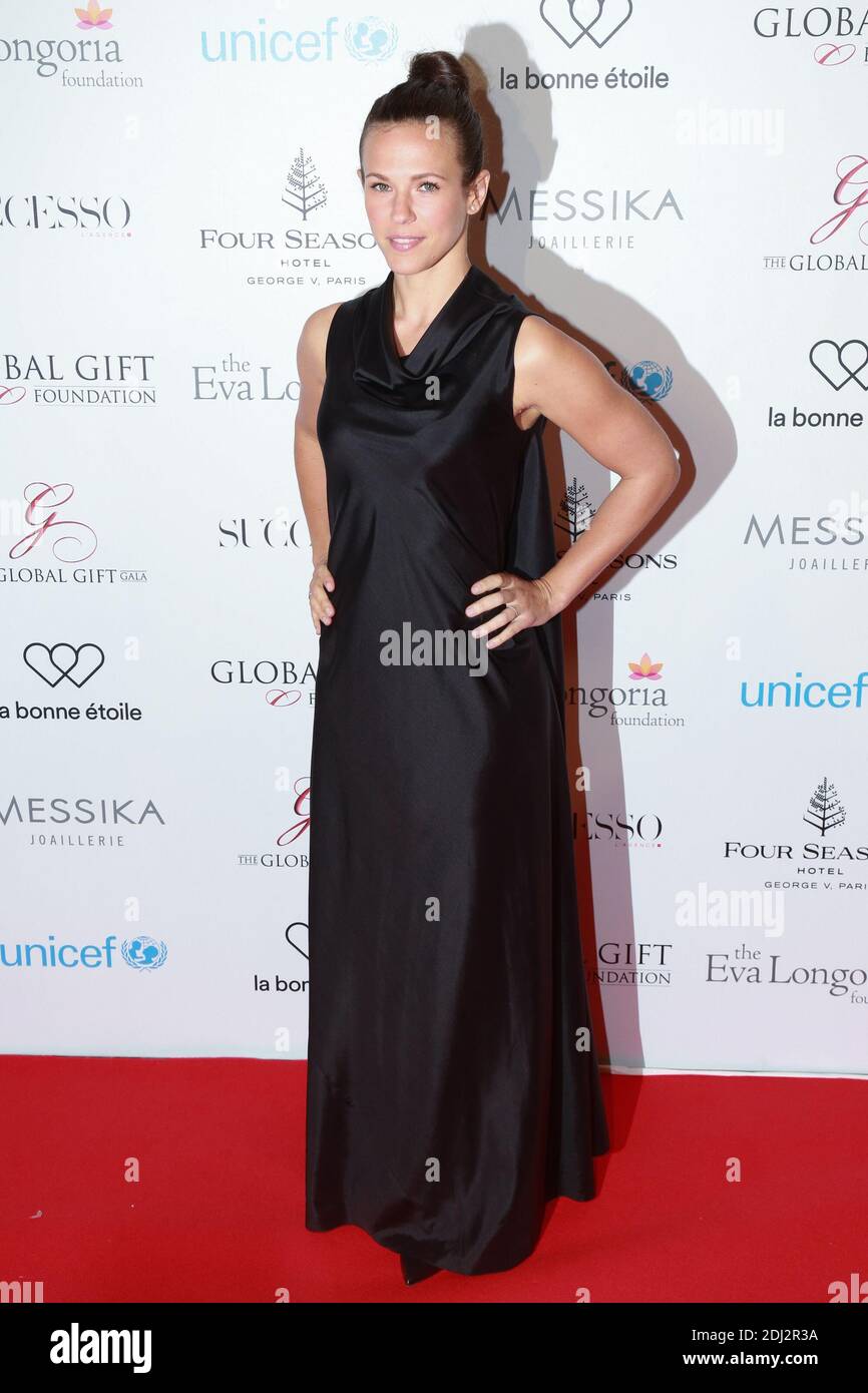 LORIE - GLOBAL GIFT GALA 2016 AU FOUR SEASON HOTEL GEORGE V PARIS Photo ...