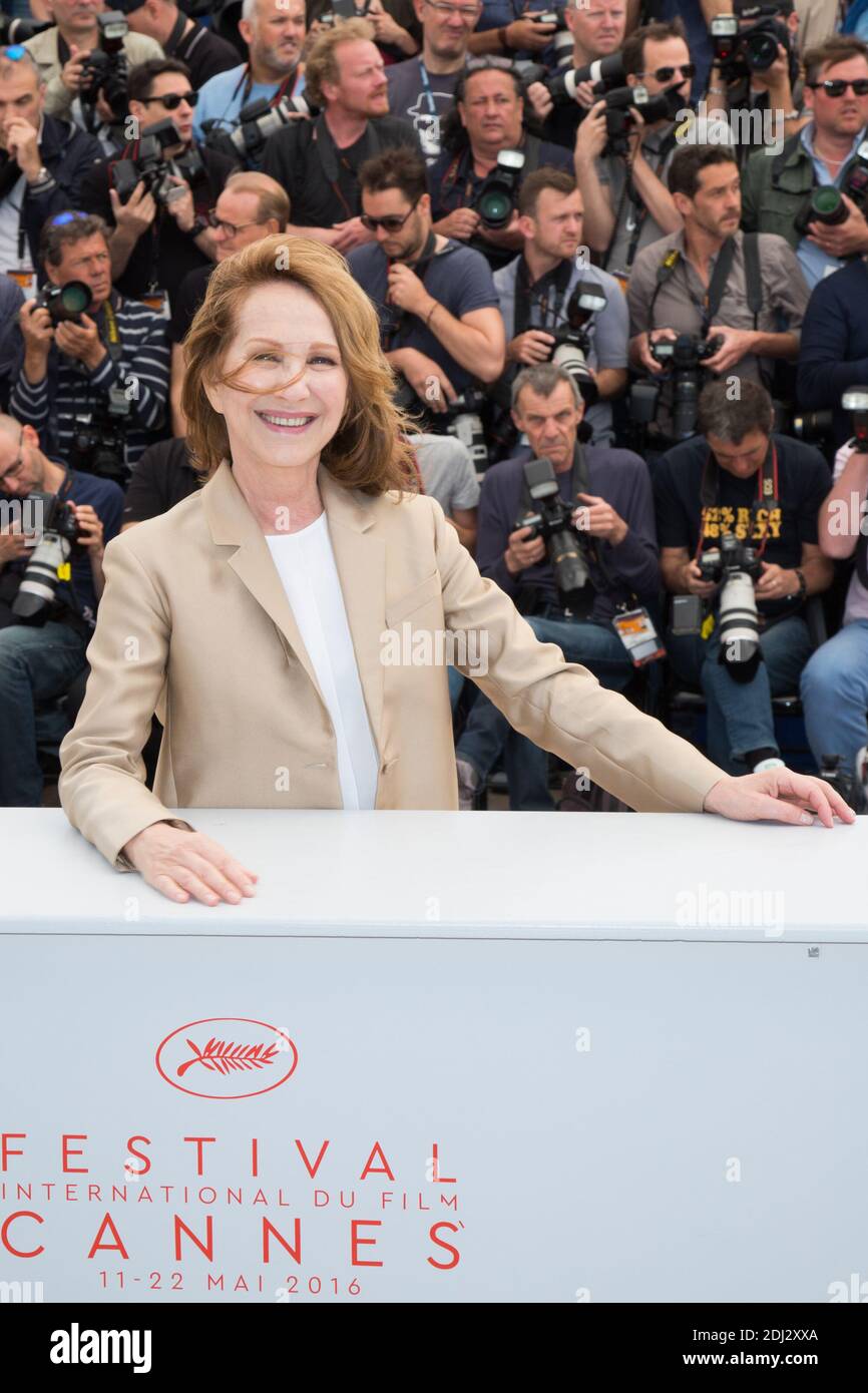 NATHALIE BAYE - PHOTOCALL DU FILM 'JUSTE LA FIN DU MONDE' - 69EME ...