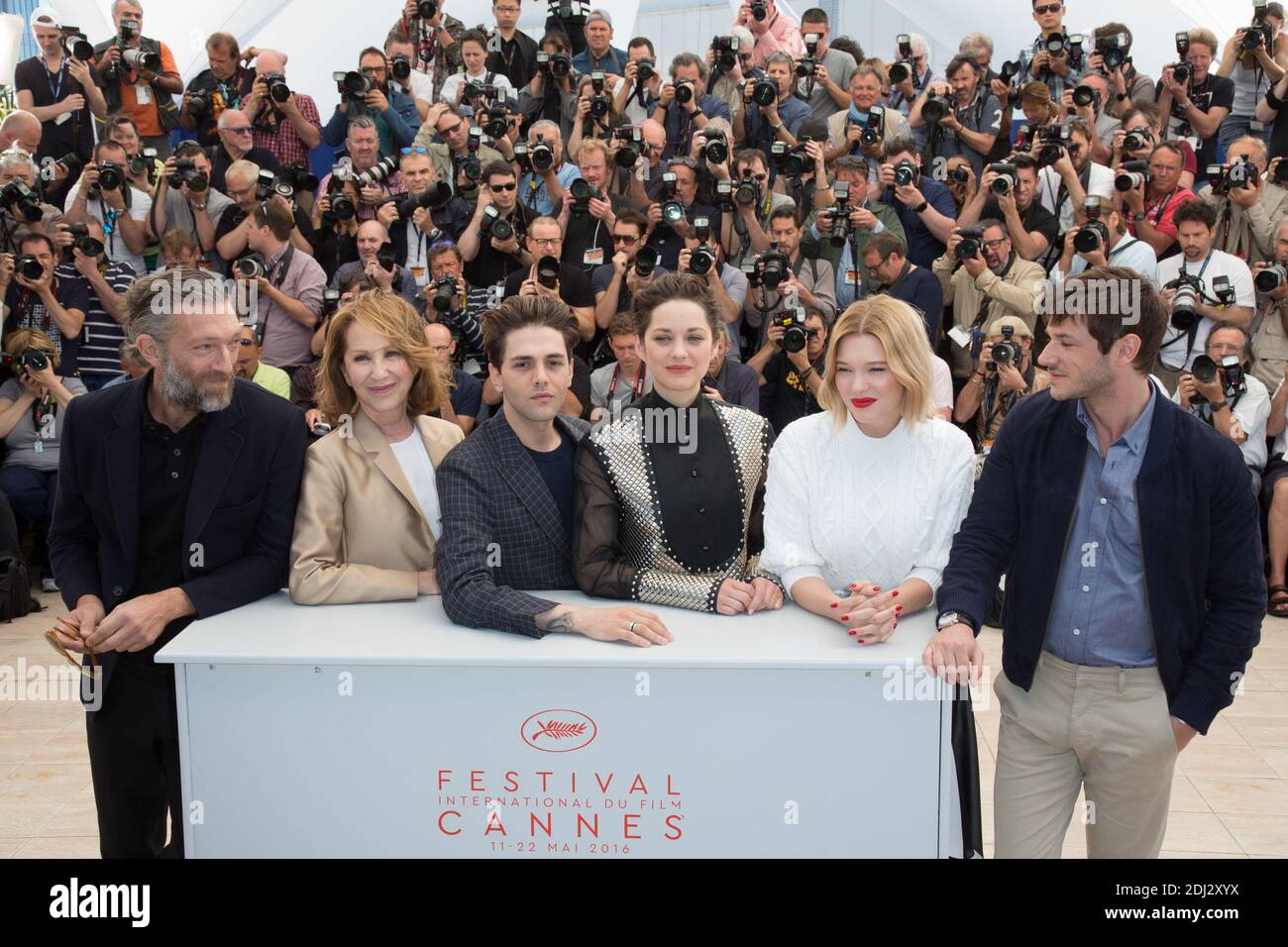 VINCENT CASSEL, NATHALIE BAYE, XAVIER DOLAN, MARION COTILLARD, LEA SEYDOUX, GASPARD ULLIEL ...