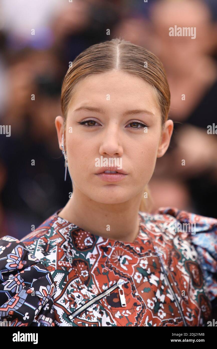 Adele EXARCHOPOULOS - 69E FESTIVAL DE CANNES 2016 - PHOTOCALL DU FILM ...
