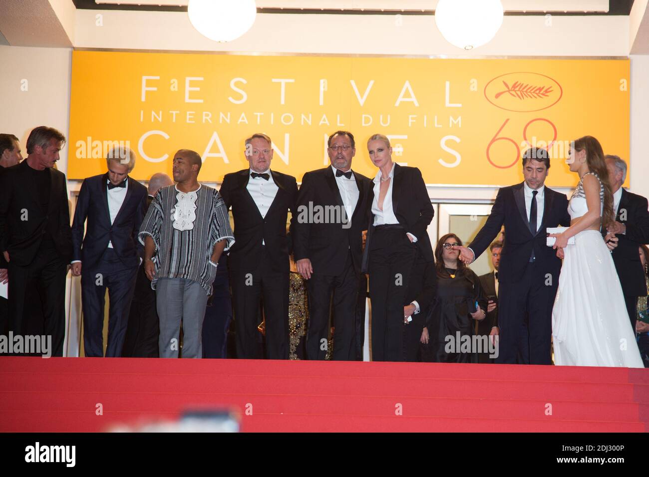 Sean Penn, Hopper Jack Penn, Zubin Cooper, Jared Harris, Jean Reno ...