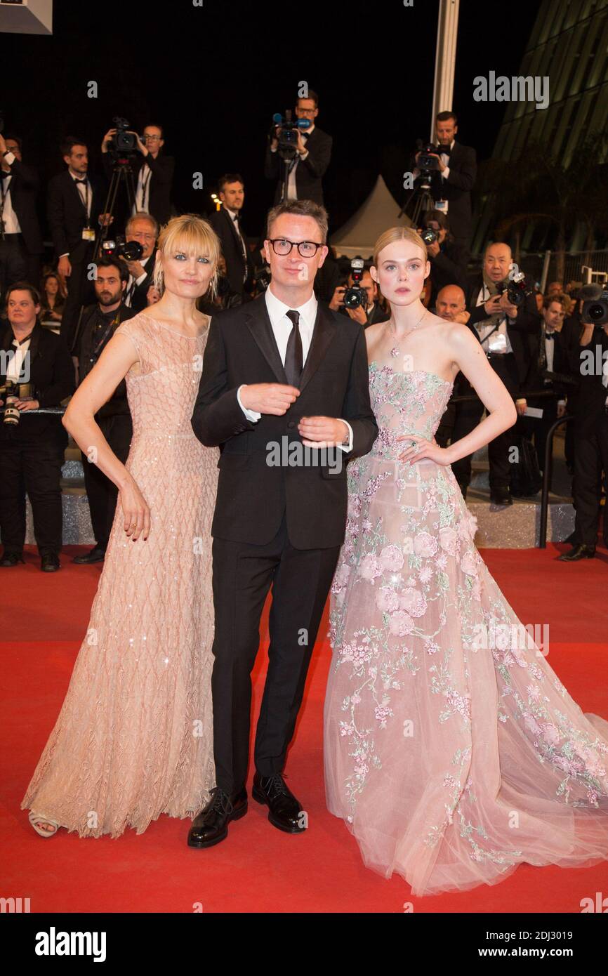 Liv Corfixen, Nicolas Winding Refn, Elle Fanning - CANNES 2106 - MONTEE ...