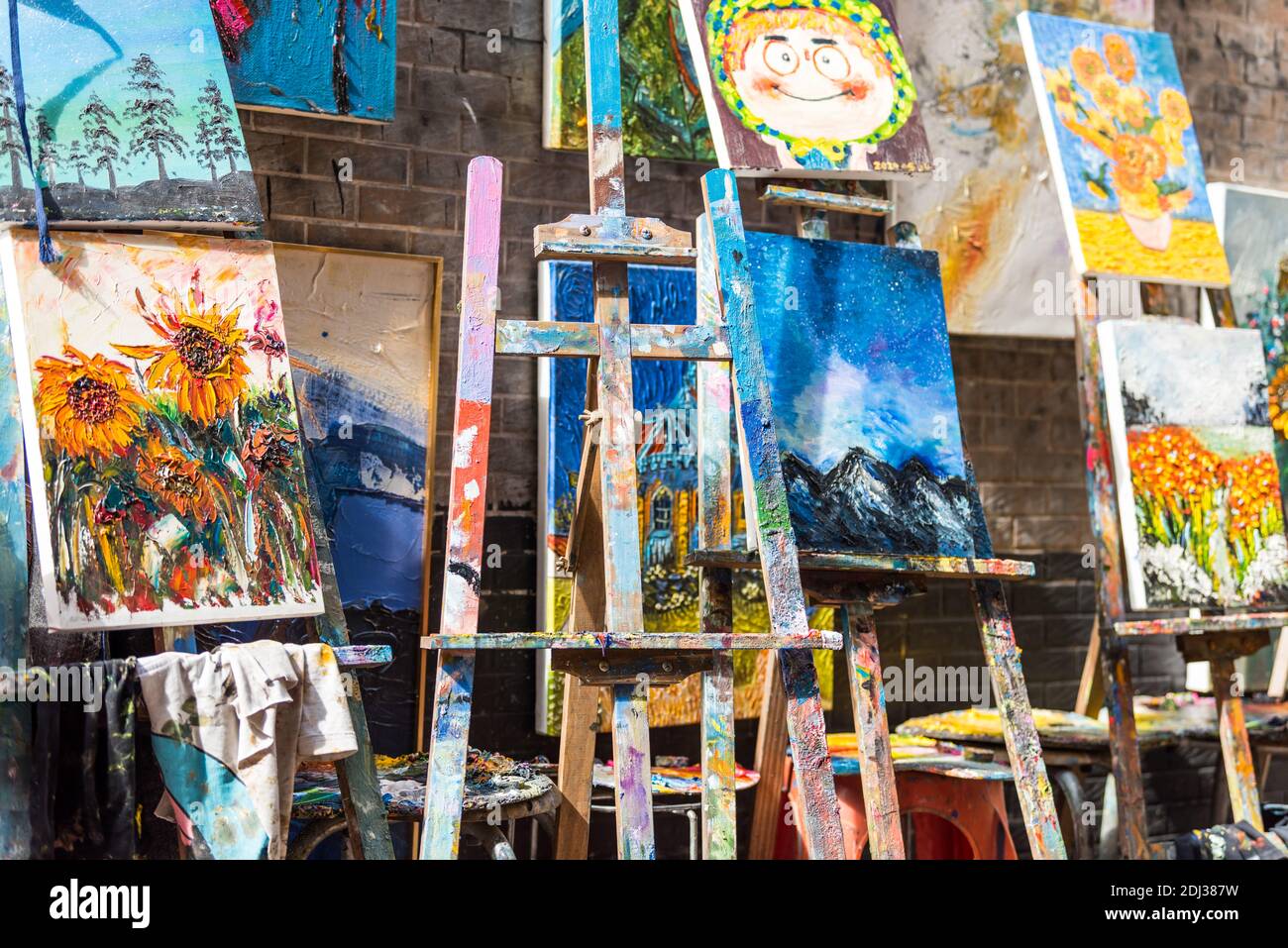 Wooden oil Painting Frame Shelf, Artist Tripod Tabletop Holder Stands ...