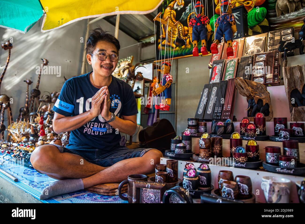 Floating kiosk hi-res stock photography and images - Alamy