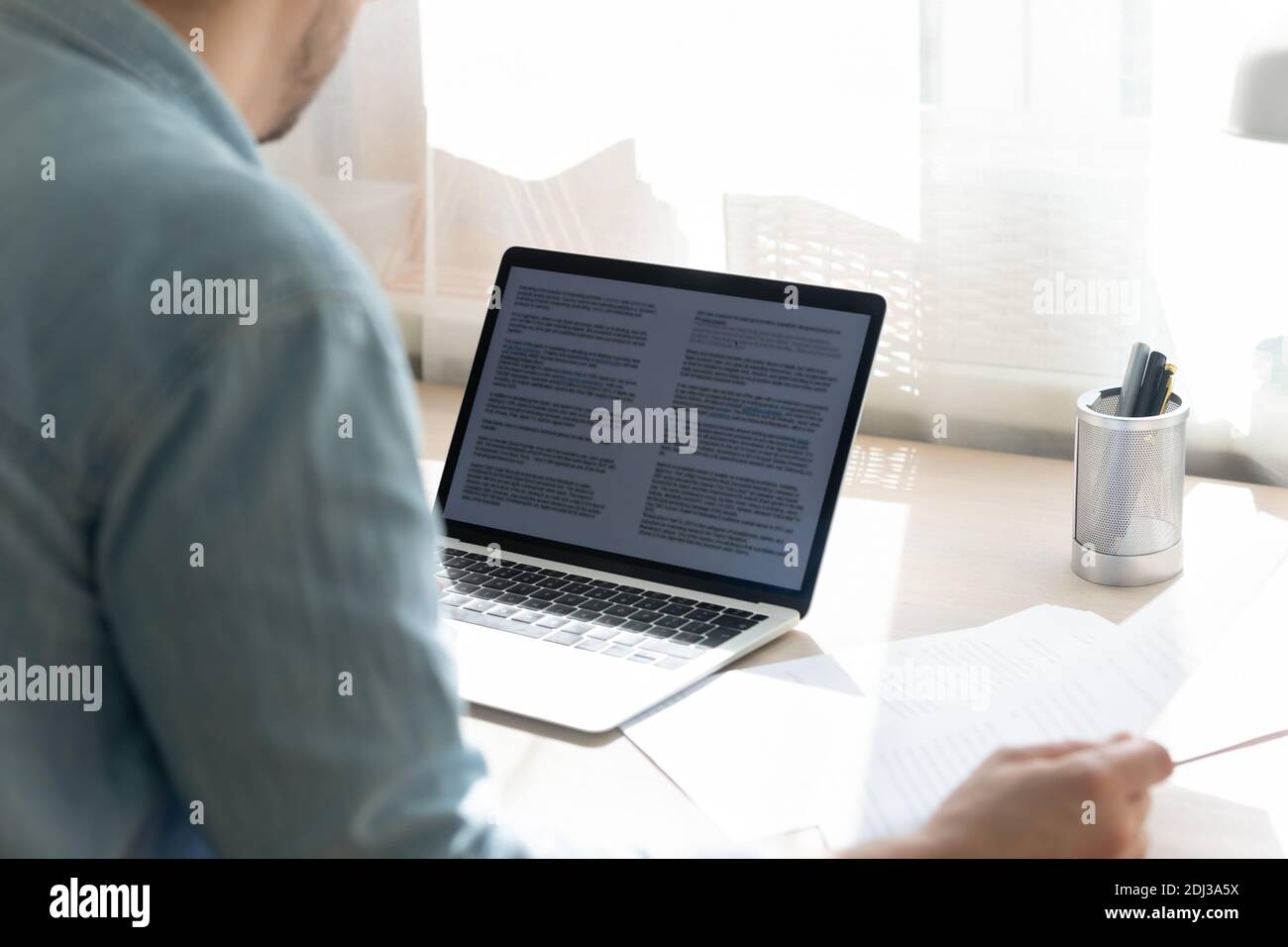 Person research people hi-res stock photography and images - Alamy