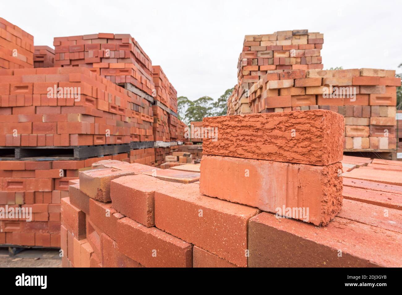Wood fired dry press bricks hi-res stock photography and images - Alamy