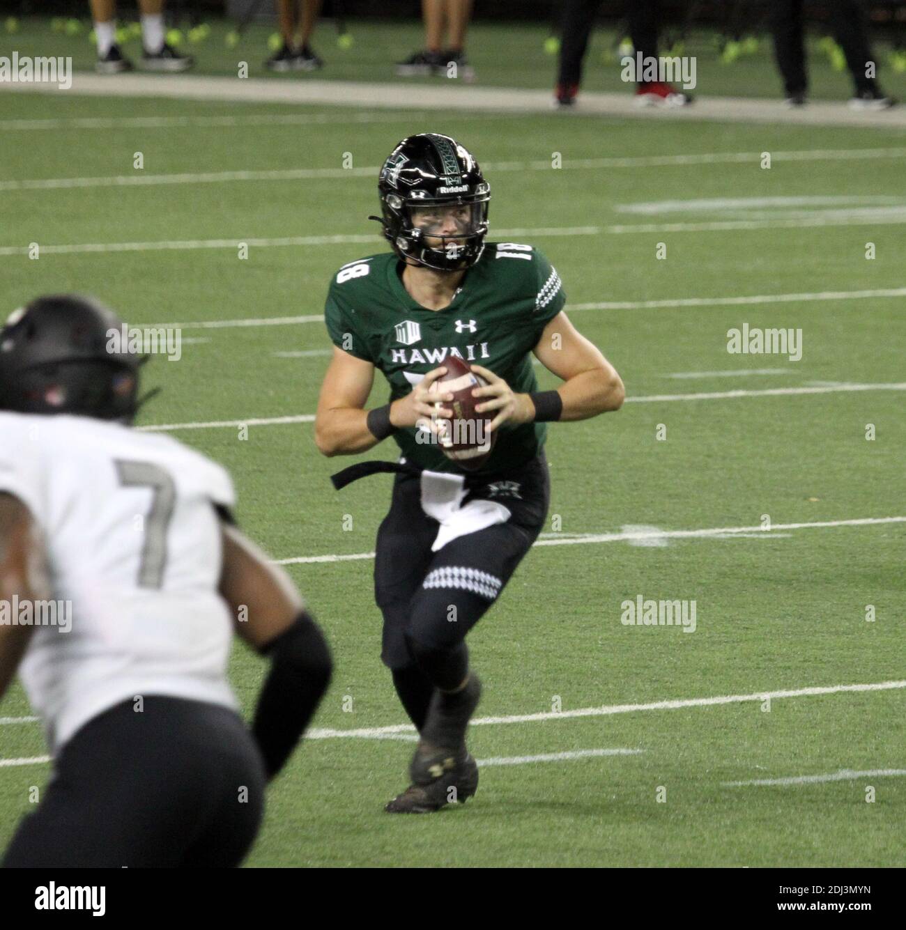 December 12, 2020 - Hawaii Rainbow Warriors quarterback Boone Abbott ...