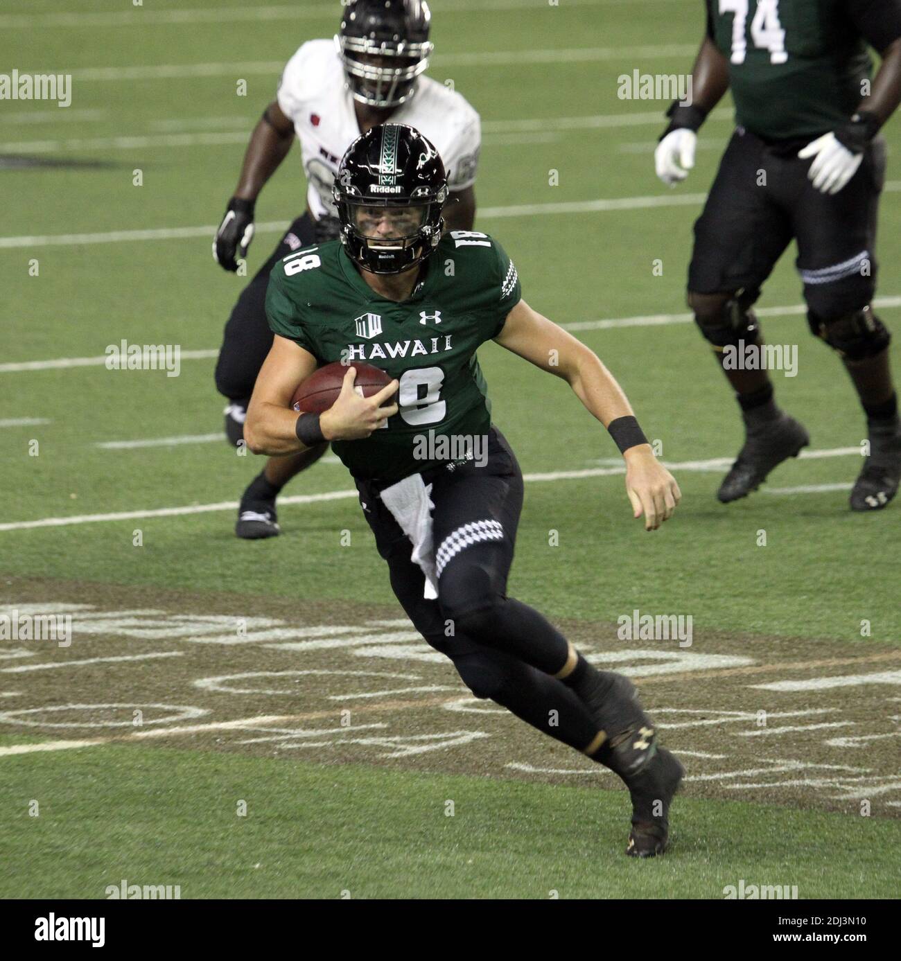 December 12, 2020 - Hawaii Rainbow Warriors quarterback Boone Abbott ...