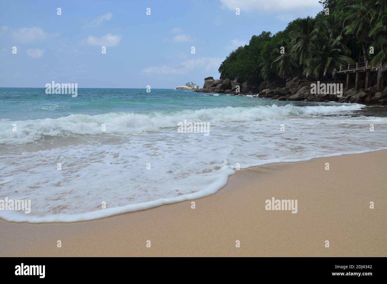 Mahé is the largest island in the Seychelles archipelago, in the Indian ...