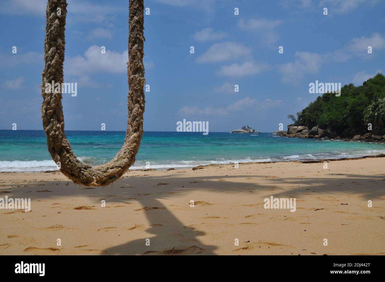 Mahé is the largest island in the Seychelles archipelago, in the Indian ...