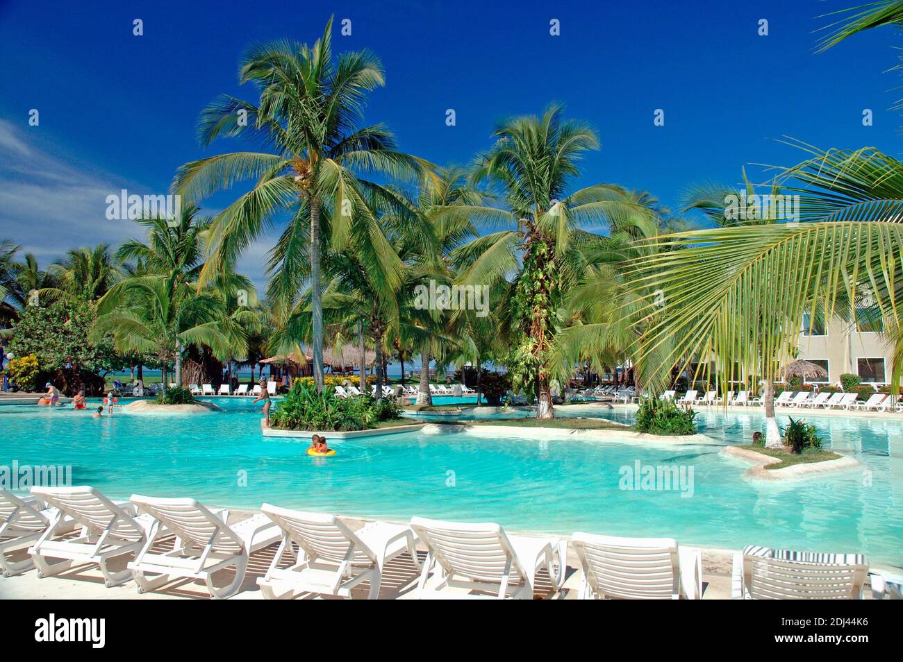 Costa Rica, Hotelanlage Fiesta Resort bei Puntarenas Stock Photo - Alamy