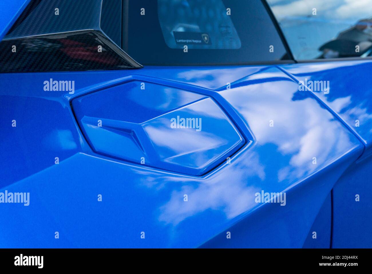 Close up detail of the fuel filler cap and body panels on a blu le mans ...