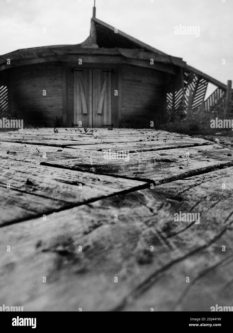 Beautifully Built Wooden Bird Hide Stock Photo - Alamy